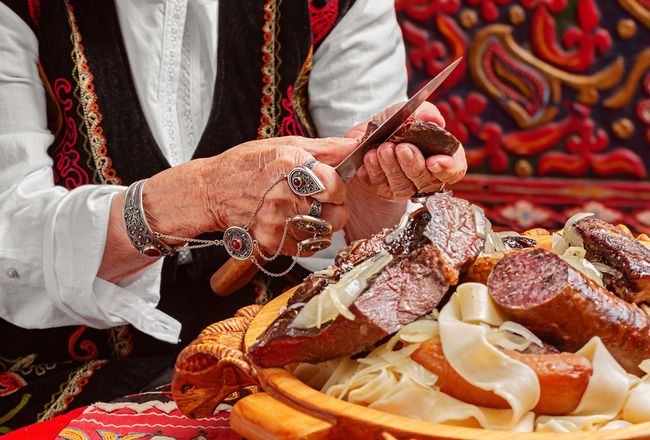 7 Best Places To Eat In Kazakhstan To Satisfy Your Hunger Pangs